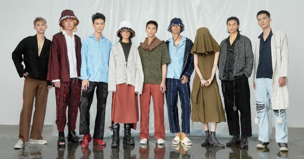 Môi Điên BST 10 'Làng Chơi': An toàn vị thế 5 năm