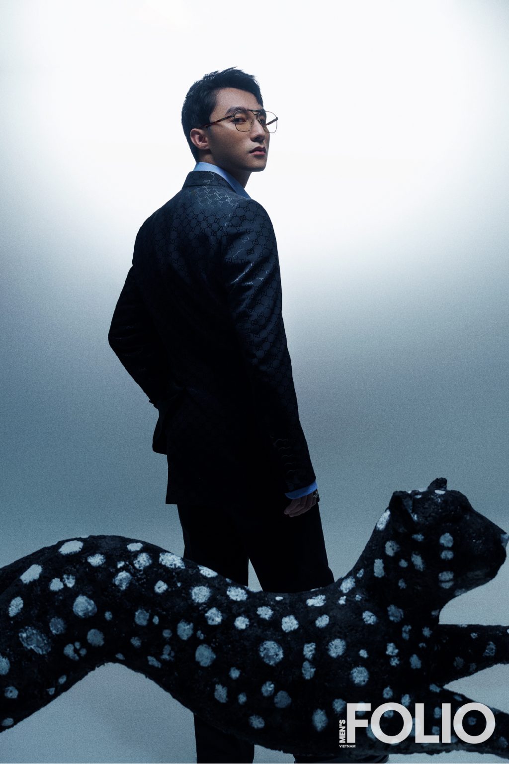 Bóc giá đồ Gucci trong bộ ảnh thời trang cùng Sơn Tùng M-TP