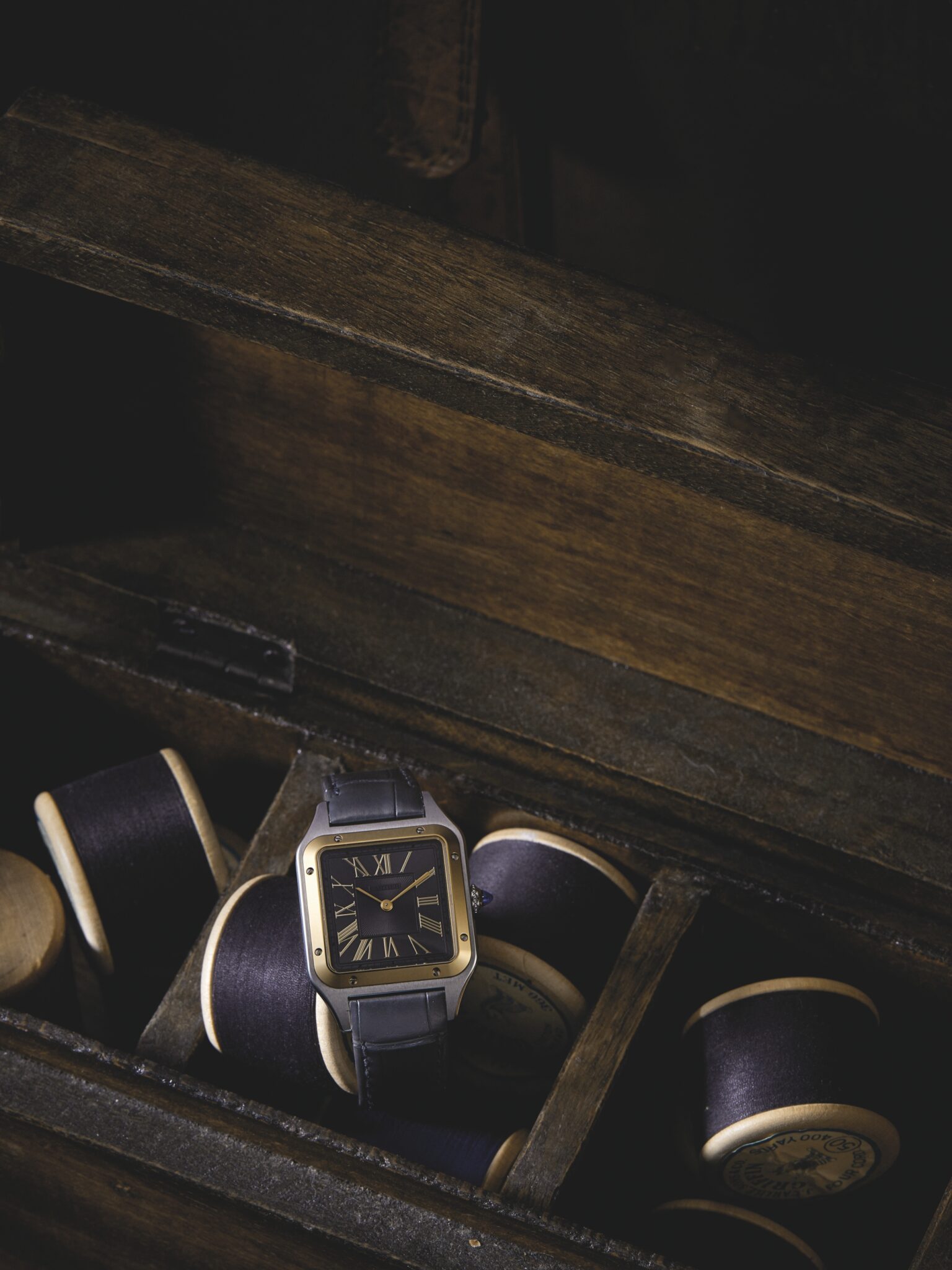 Bộ ảnh đồng hồ Cartier: Một thoáng trăm năm